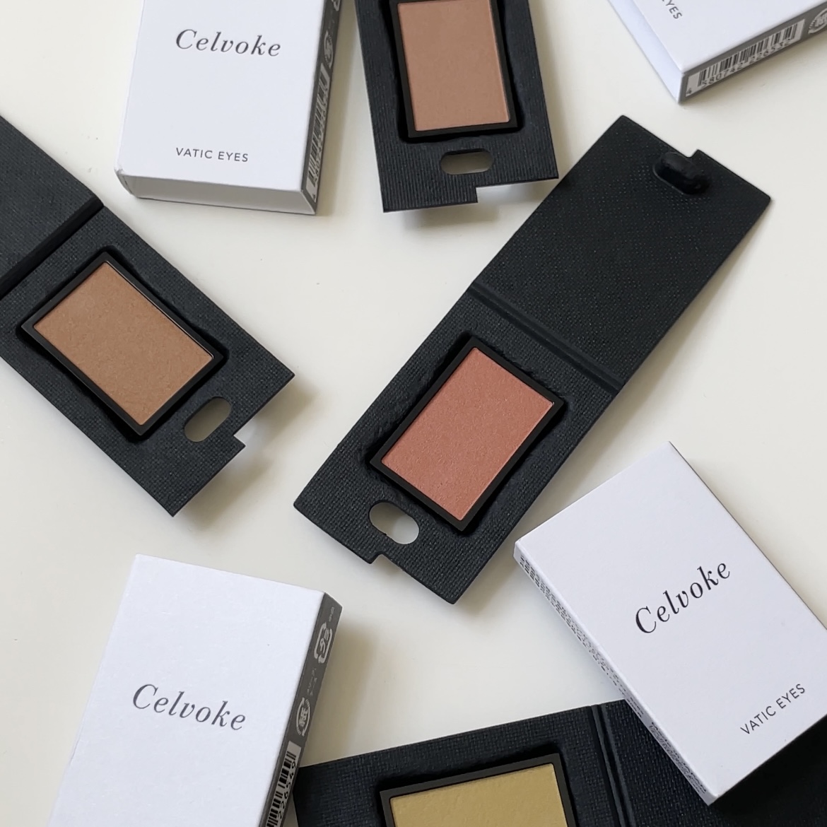 【全28アイテムレビュー】自分でカスタマイズも可能。Celvokeの2022A/W新作コスメ28点を一気見せ ｜ メディア | Cosme Kitchen Webstore(コスメキッチン ...